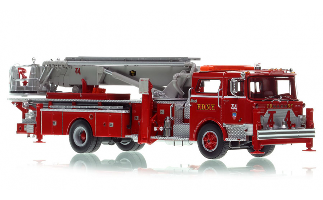 Fire Replicas 消防車模型 FDNY 1978 MACK® CF/BAKER 75' TOWER LADDER 44 ...