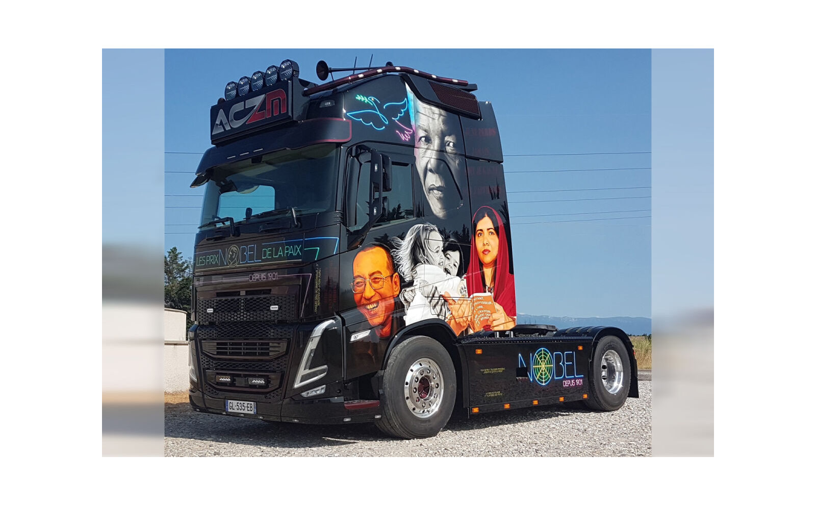 VOLVO FH5 GLOBETROTTER XXL 4X2 ACZM Logistique "Nobel" - 產品介紹 - 元志工程模型館